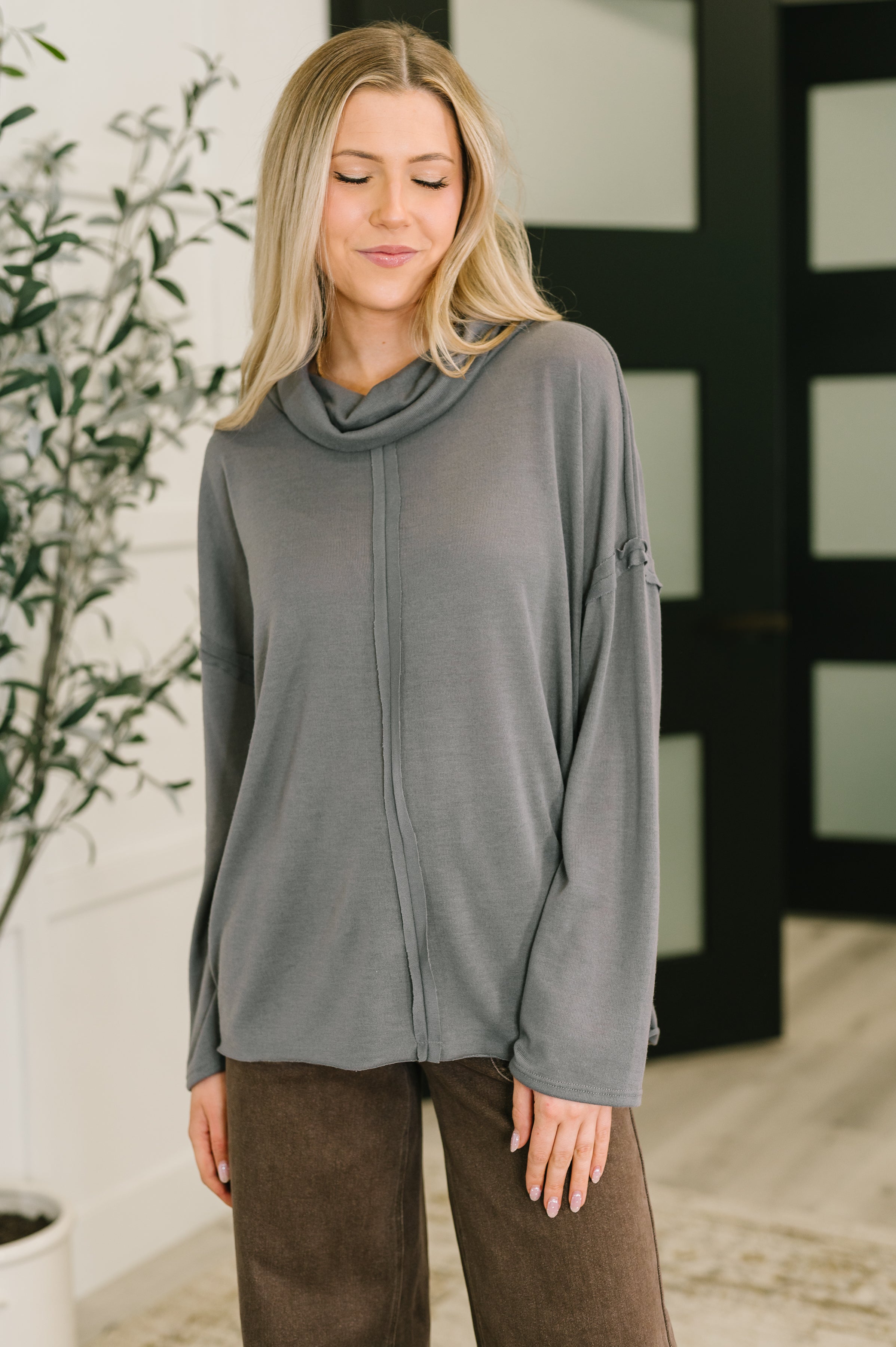 Metro Flow Center Seam Turtleneck – Heritage & Haze